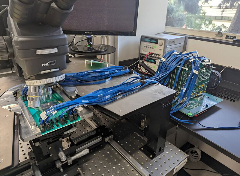 Scientists create new analog chip for ultra-precise, energy-efficient computing